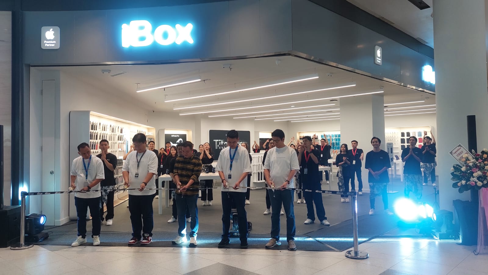 Erajaya Digital Hadirkan Gerai iBox APP Perdana di Kota Bandung - Fokus Jabar