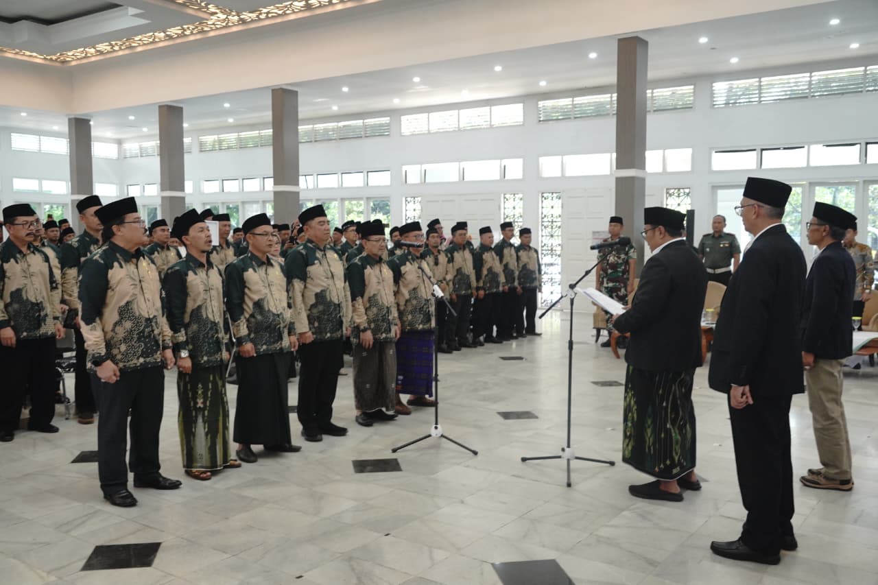 MUI Garut 2025–2030 Resmi Dilantik, Siap Perkuat Sinergi Ulama dan ...